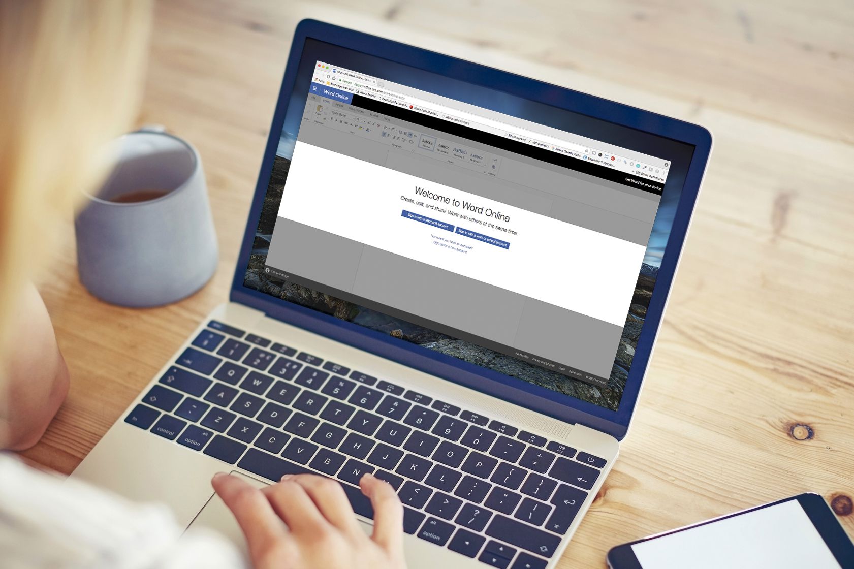 Vytvářejte, upravujte a prohlížejte dokumenty Microsoft Word zdarma - 2025